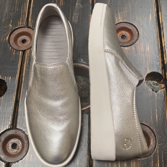 Timberland | Shoes | Timberland Teya Slipon Leather Sneakers In Silver ...